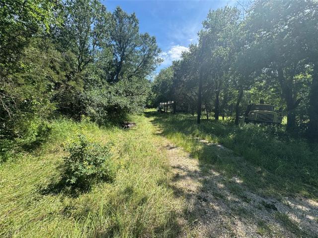 329 S Skyline Ct, Cresson, TX 76035 | MLS #21182