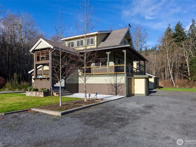 329 Snowberry Lane