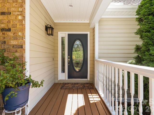 329 Scarlet Tanager Court