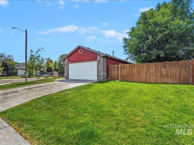 329 Palace Way