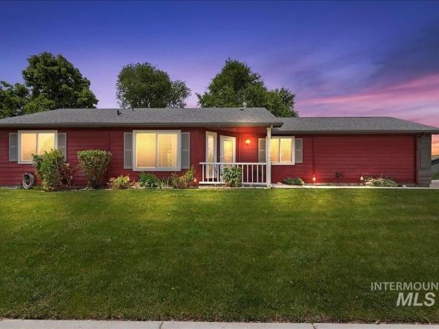 329 Palace Way, Nampa, ID 83687