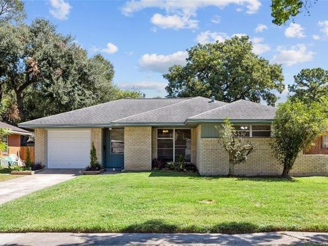 329 Robin St, Deer Park, TX 77536
