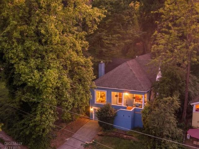 329 Race St, Grass Valley, CA 95945