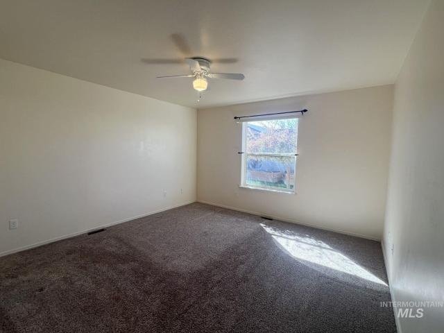 329 W Ave J