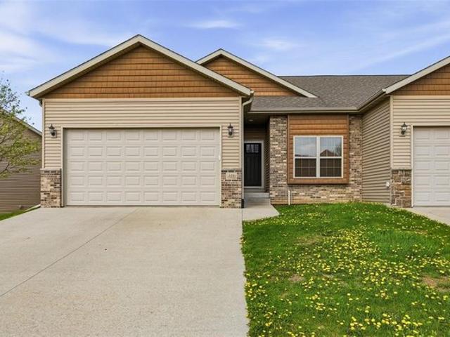 329 Windflower Ln, Solon, IA 52333