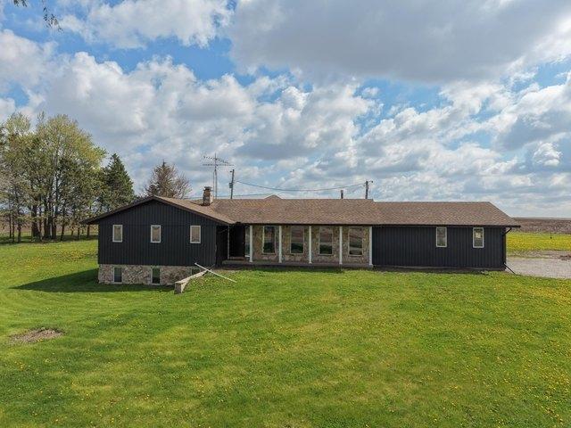 329 Wren Ave, Ackley, IA 50601