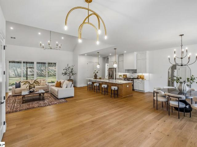 329 Thompson Road
