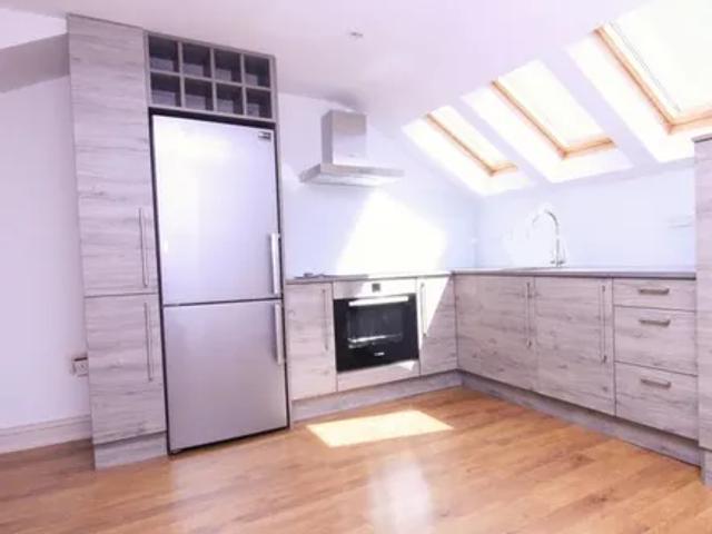 32 48 Median Road, Lower Clapton, London, E5 0PL, United Kingdom | 3 bed apartment for rent #140398864 | Rentberry