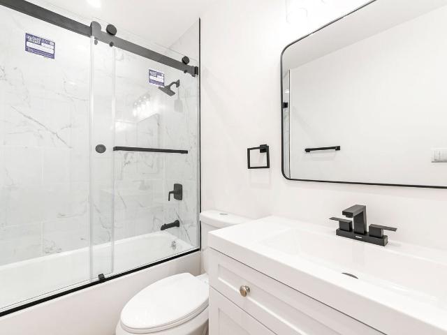 32 4901 August Street 3 Bedroom Apartment for Rent at 4901 August St, Los Angeles, CA 90008 Congress West