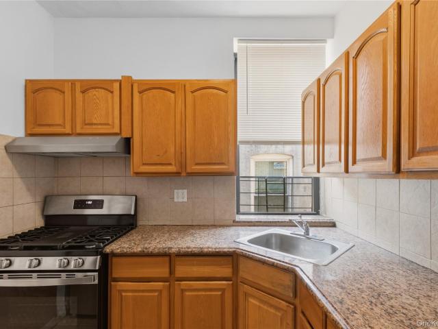 32 86 30th Street 4A