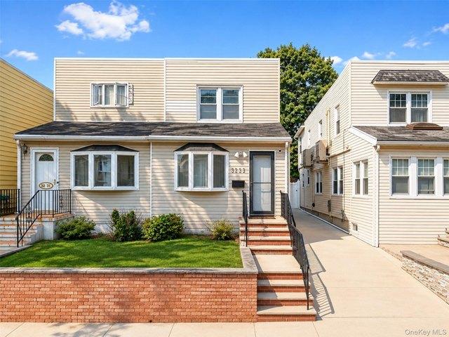 32 33 nd St, Bayside, NY 11361