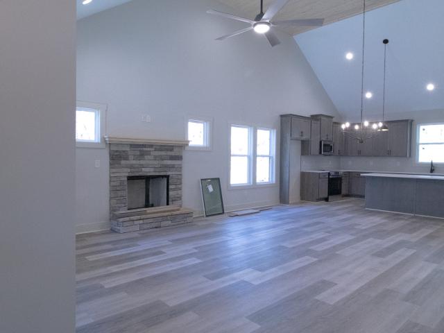 32 Tanvor Trail