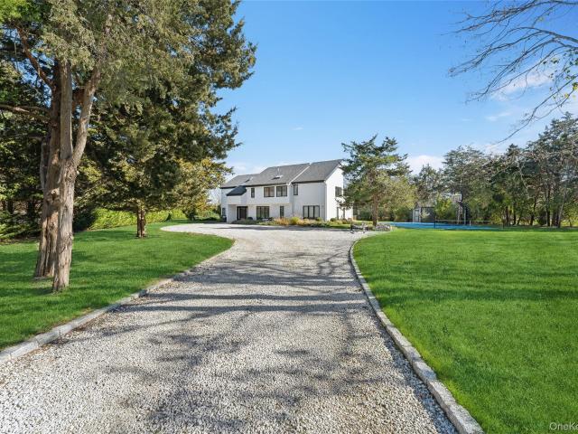 32 Tanners Neck Lane