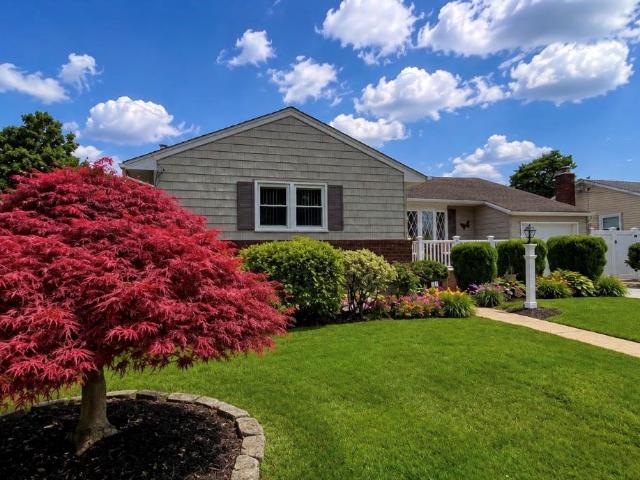 32 Taylor Drive