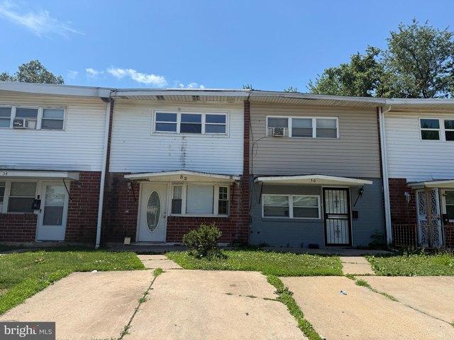 32 Thorn Ln, New Castle, DE 19720
