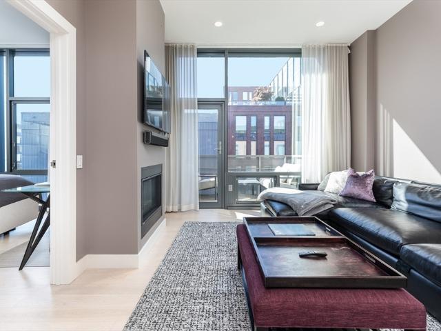 32 Traveler St, Unit PH8, Boston, MA 02118 | MLS #73506 | Compass