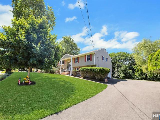 32 Tuscarora Drive
