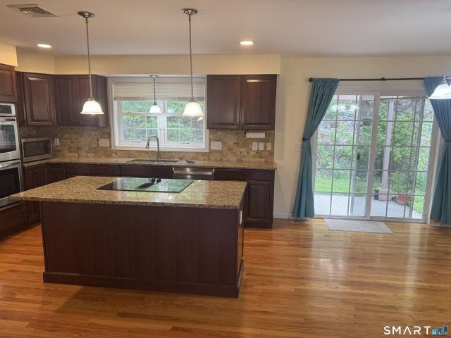 32 Tyler Hill Road, Naugatuck, US, CT