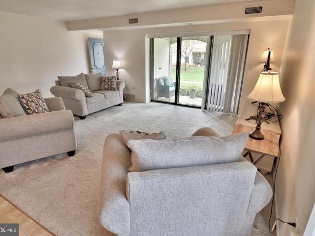 32 Valleybrook Drive