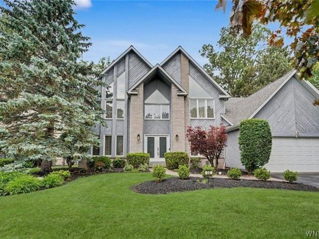 32 Vassar Dr, Getzville, NY 14068