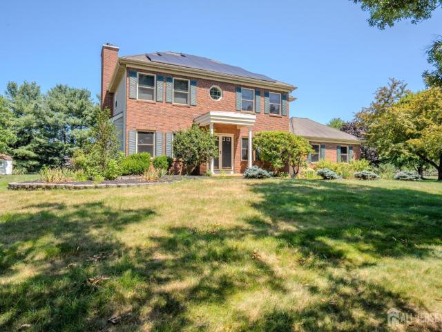 32 W Kincaid Drive