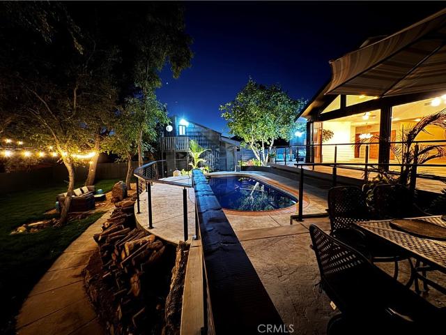32 W Las Flores Drive