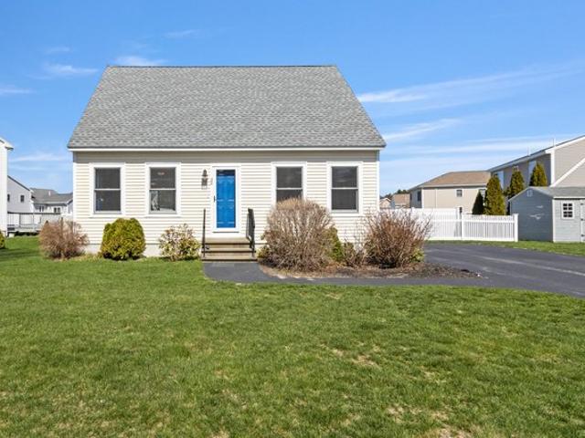 32 Wagner Farm Rd, Gorham, ME 04038