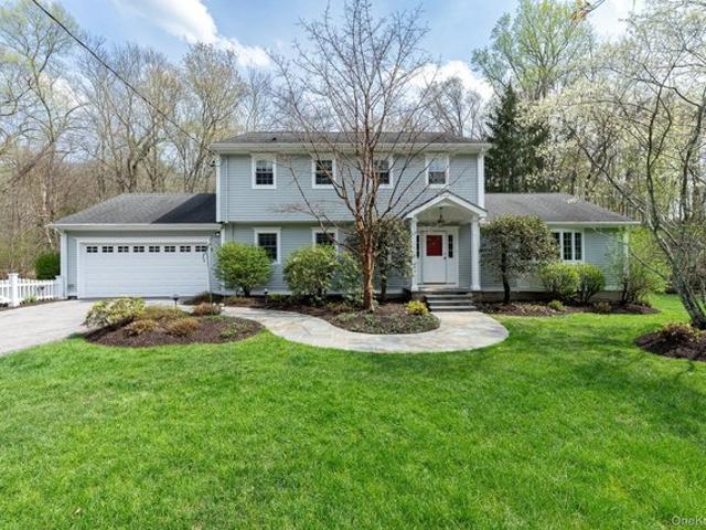 32 Watch Hill Rd, Croton On Hudson, NY 10567