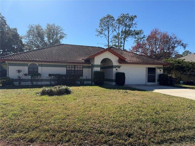 32 Westlawn Pl, Palm Coast, FL 32164