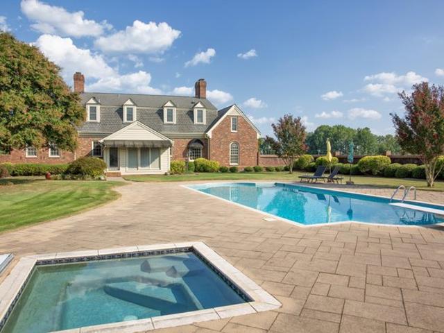 32 Wes Sandling Rd, Franklinton, NC 27525