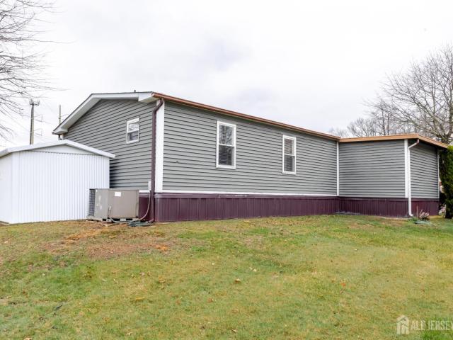 32 Whitman Road