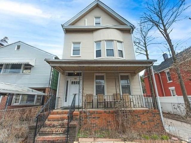 32 Winfield Ave, Jersey City, NJ 07305