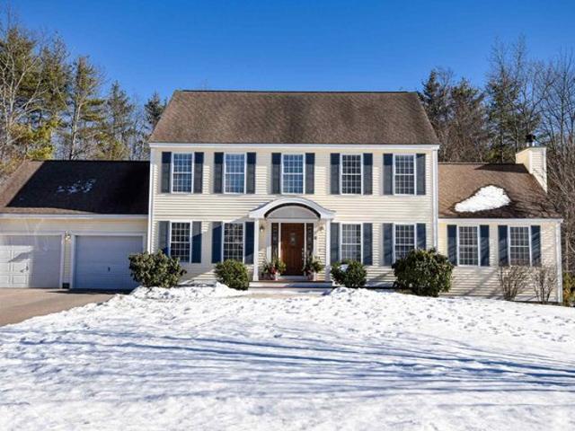 32 Wildewood Ln, Dover, NH 03820