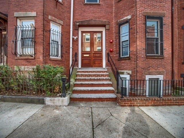 32 Williams St Unit 1, Boston, MA 02446