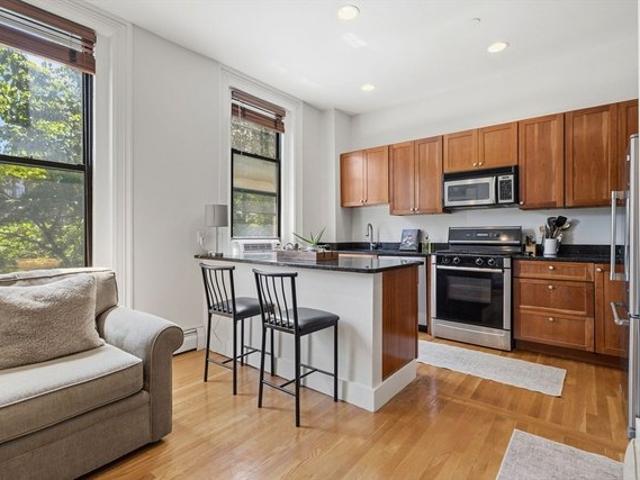 32 Yarmouth St Apt 2, Boston, MA 02116