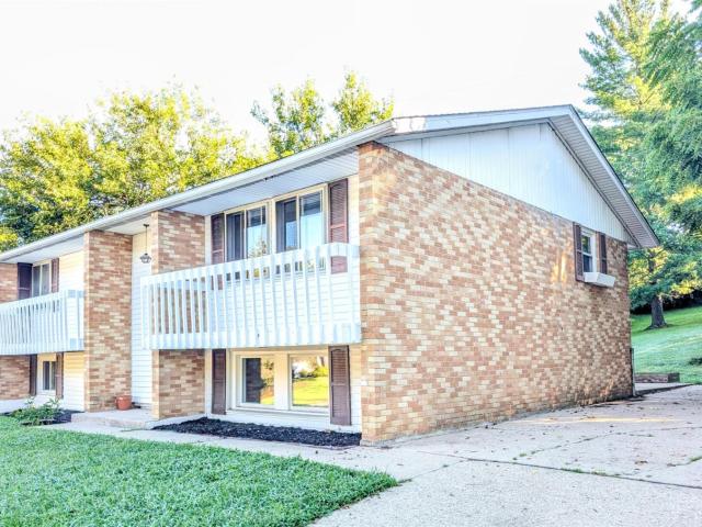 32 Yellowdale Drive