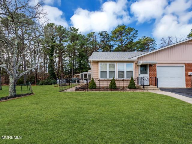 32 A Franklin Lane