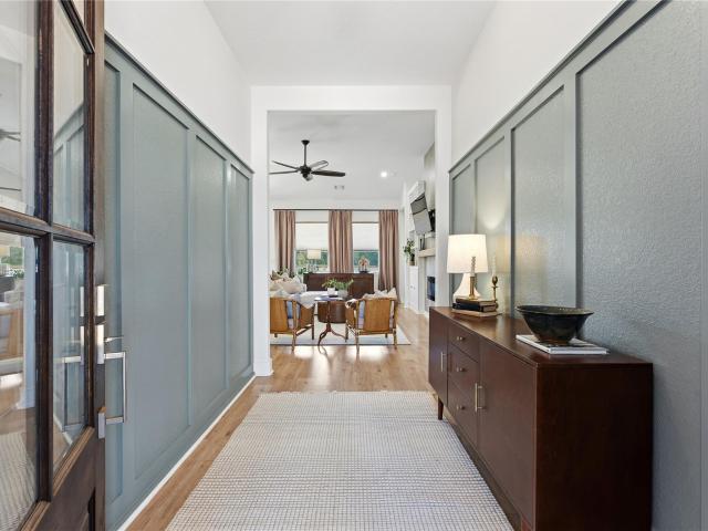 32 Acacia Dr