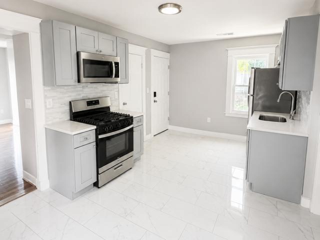 32 Alstrum St 2