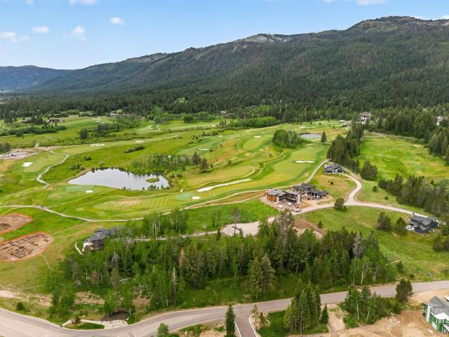 32 Aspen Glade Court