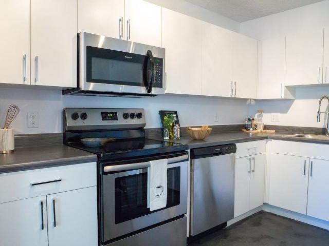 32 Arcadia 1 Bedroom Apartment for Rent at 3211 E Pinchot Ave, Phoenix, AZ 85018 Valencia Acres