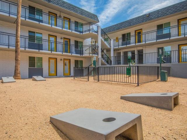 32 Arcadia 1 Bedroom Apartment for Rent at 3211 E Pinchot Ave, Phoenix, AZ 85018 Valencia Acres