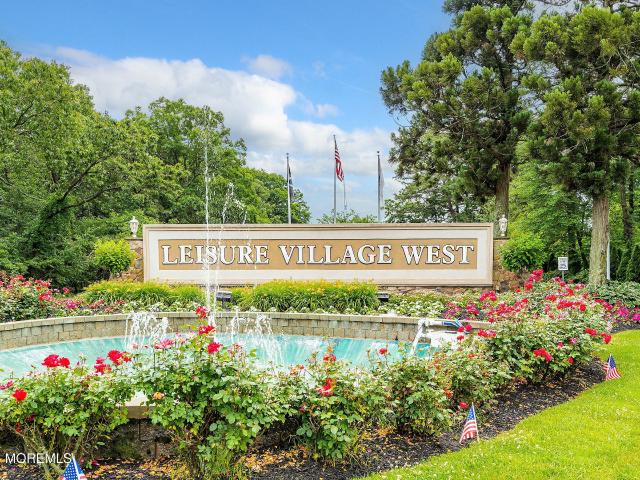 32 B Buckingham Dr, Manchester Township, NJ 08759 | MLS #22604 | Compass