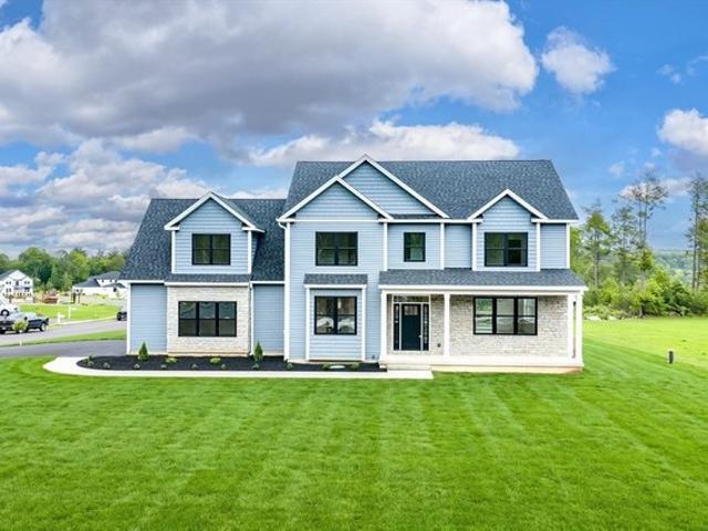 32 Balsam Hill Rd, Ludlow, MA 01056