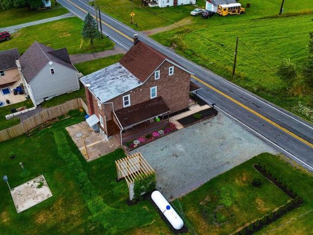 32 Ben Titus Road