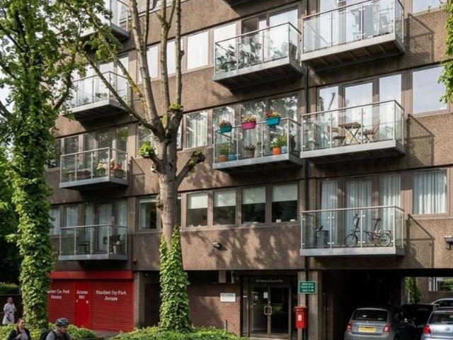 32 Bedroom Property