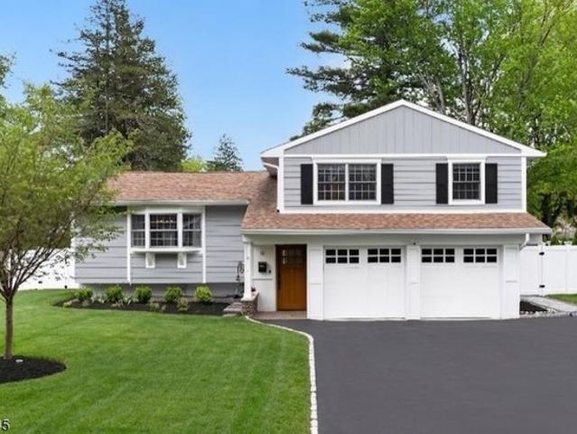 32 Bergen Rd, New Providence, NJ 07974