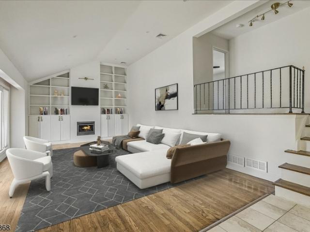 32 Brantwood Pl