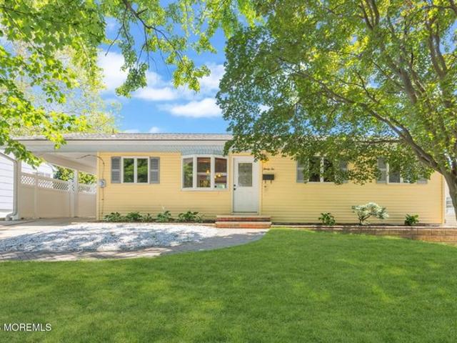 32 Bucknell Rd, Parlin, NJ 08859