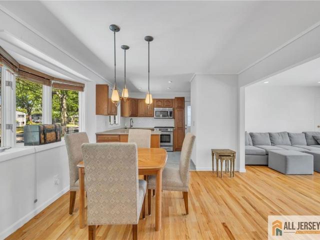 32 Bucknell Road